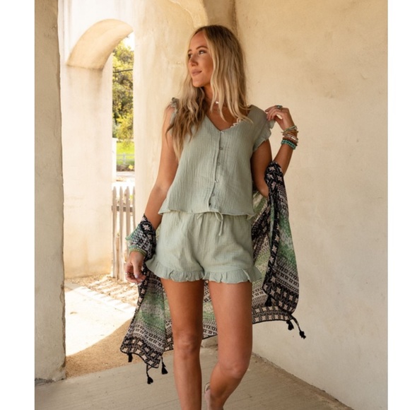 Three Bird Nest | Tops | Loren Set Kimono Sage Nwt | Poshmark